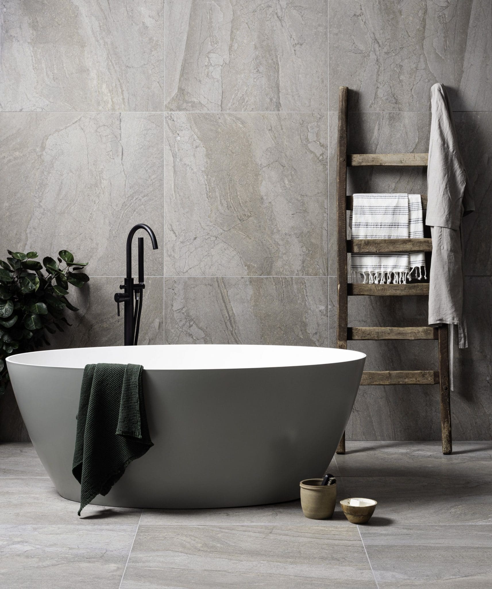 INCORPORATING LARGE FORMAT TILES INTO YOUR SPACE - Meraki Ceramics